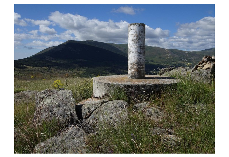 Pico El Cuadrón | Geographica. Viajes de senderismo y montaña